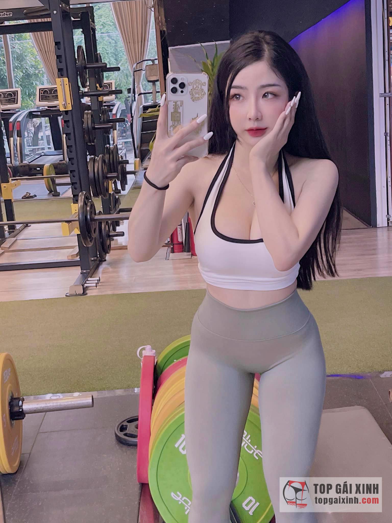 Hot girl phòng gym Phạm Hồng Nhung gây choáng với vòng 3 gần 100cm | Top Gái Xinh